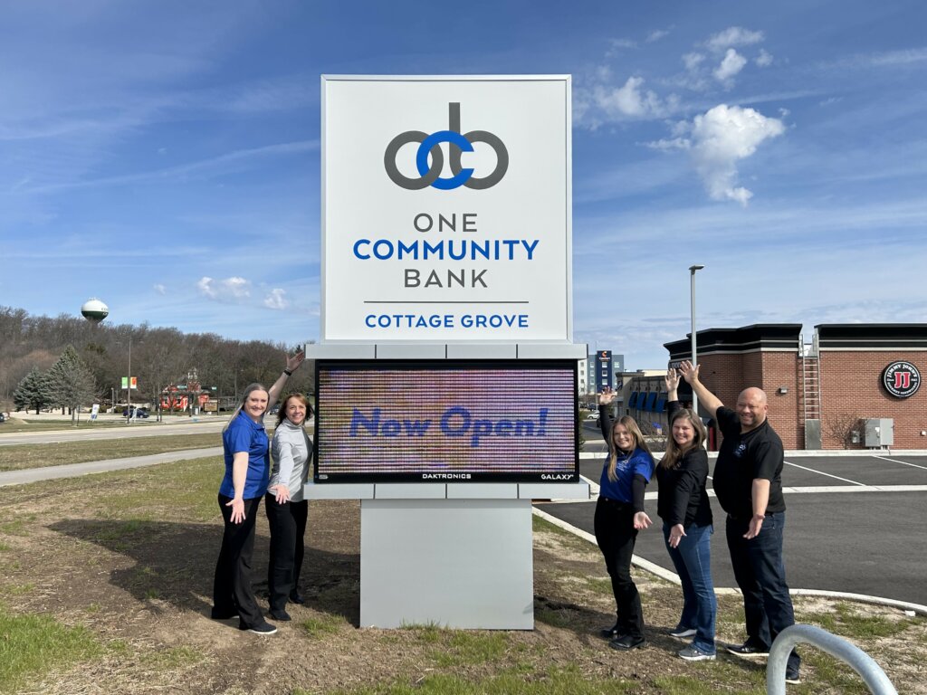 One Community Bank Cottage Grove Opens | One Community Bank